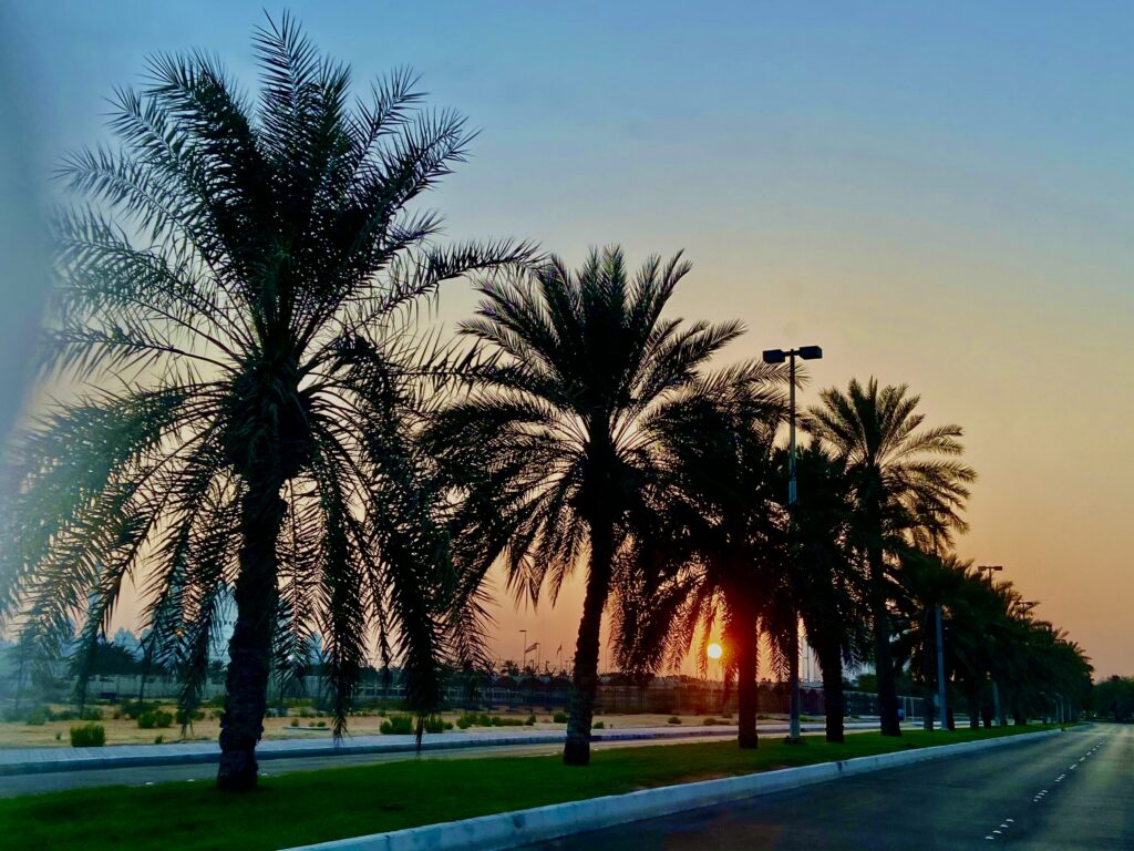 Sunset in Abu Dhabi - hvronlineservices.com